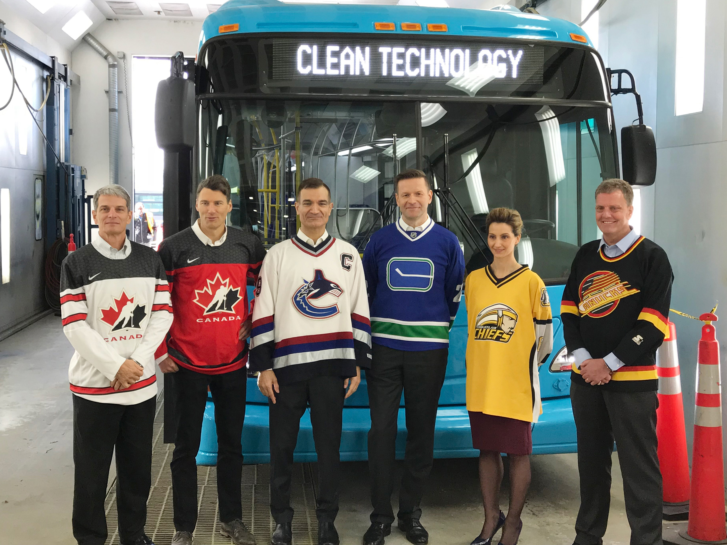 TransLink leads the charge launching new electric-battery bus trial ...