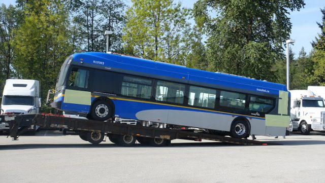 TransLink's four battery-electric buses are here! - The Buzzer blog