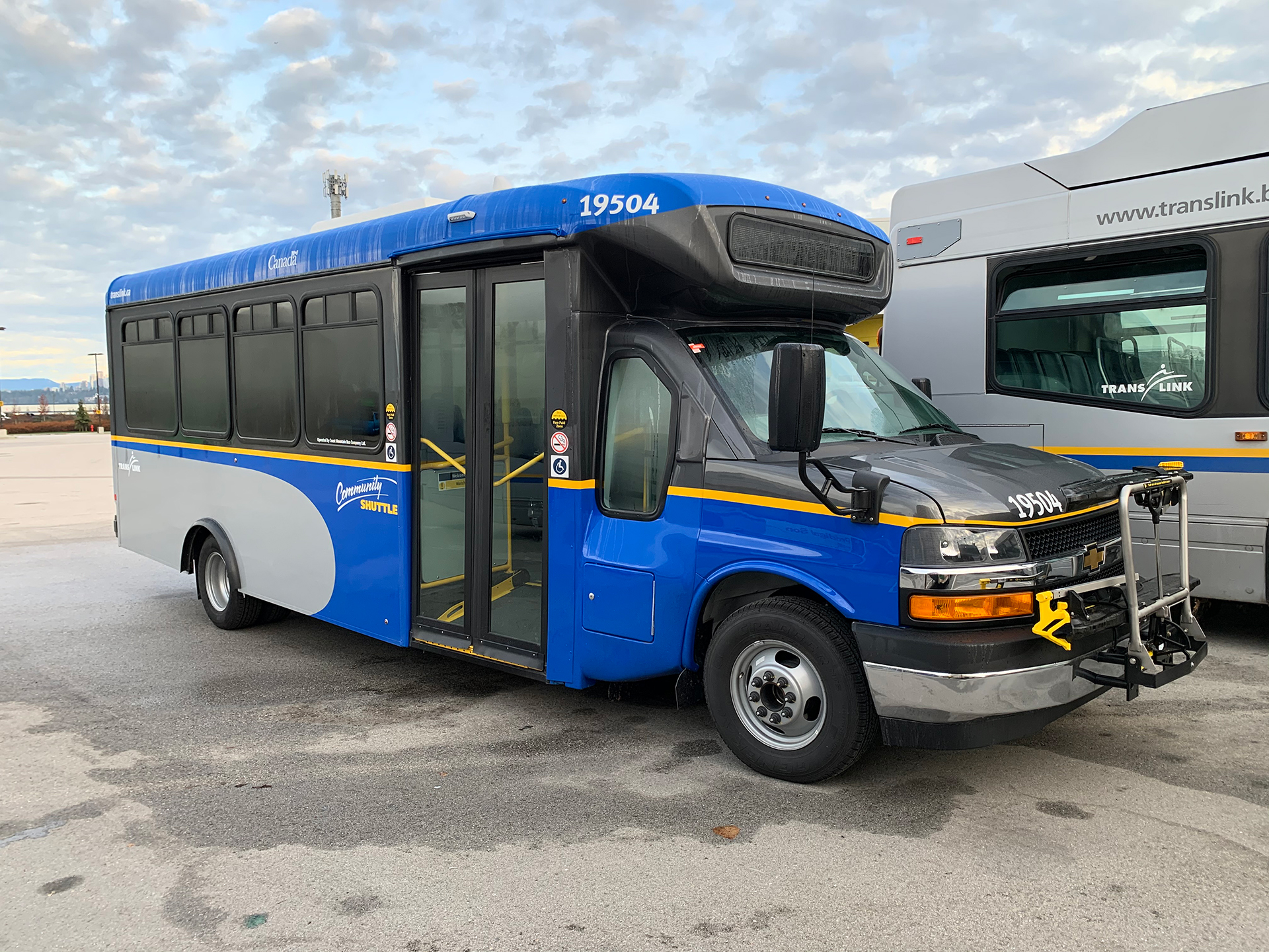 More low-floor community shuttles rolled out - The Buzzer blog