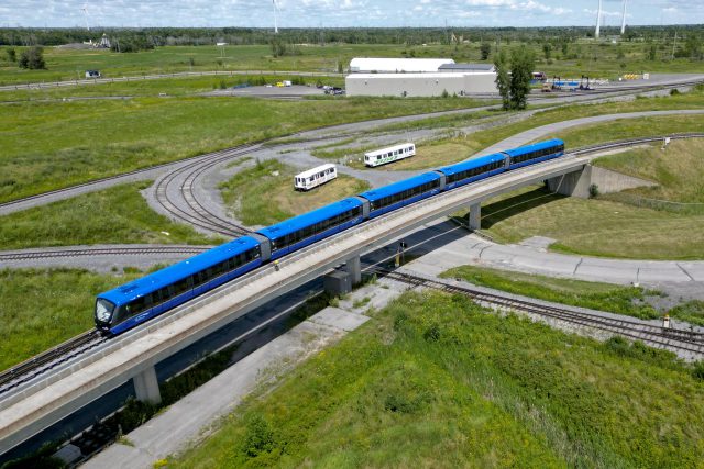 Can you spot what's new on TransLink's Mark V SkyTrain? - The Buzzer blog