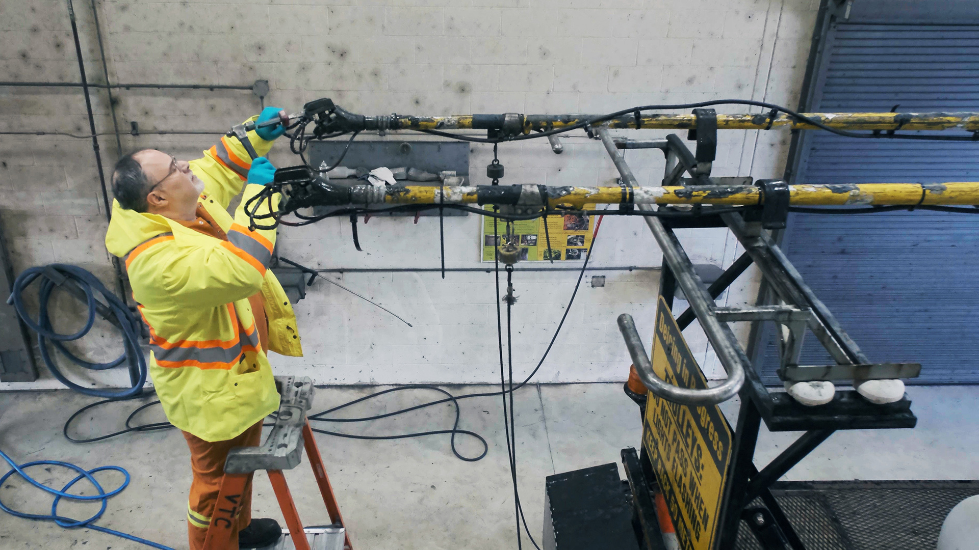 Did you know about our trolley wire de-icing truck? - The Buzzer blog